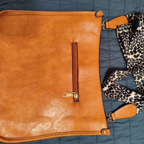 Bags | Large Cross Body Bag | Poshmark